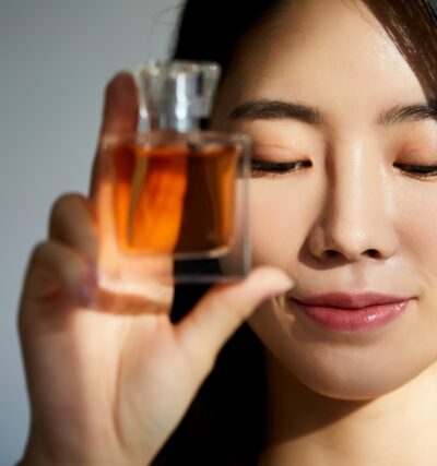 Saiba onde aplicar o perfume para durar mais - Beleza na Web