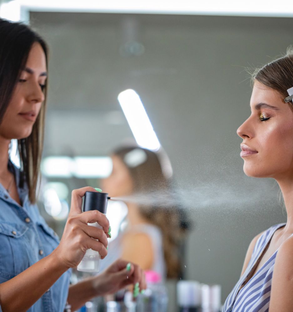 Para que serve a bruma na maquiagem? - Beleza na Web