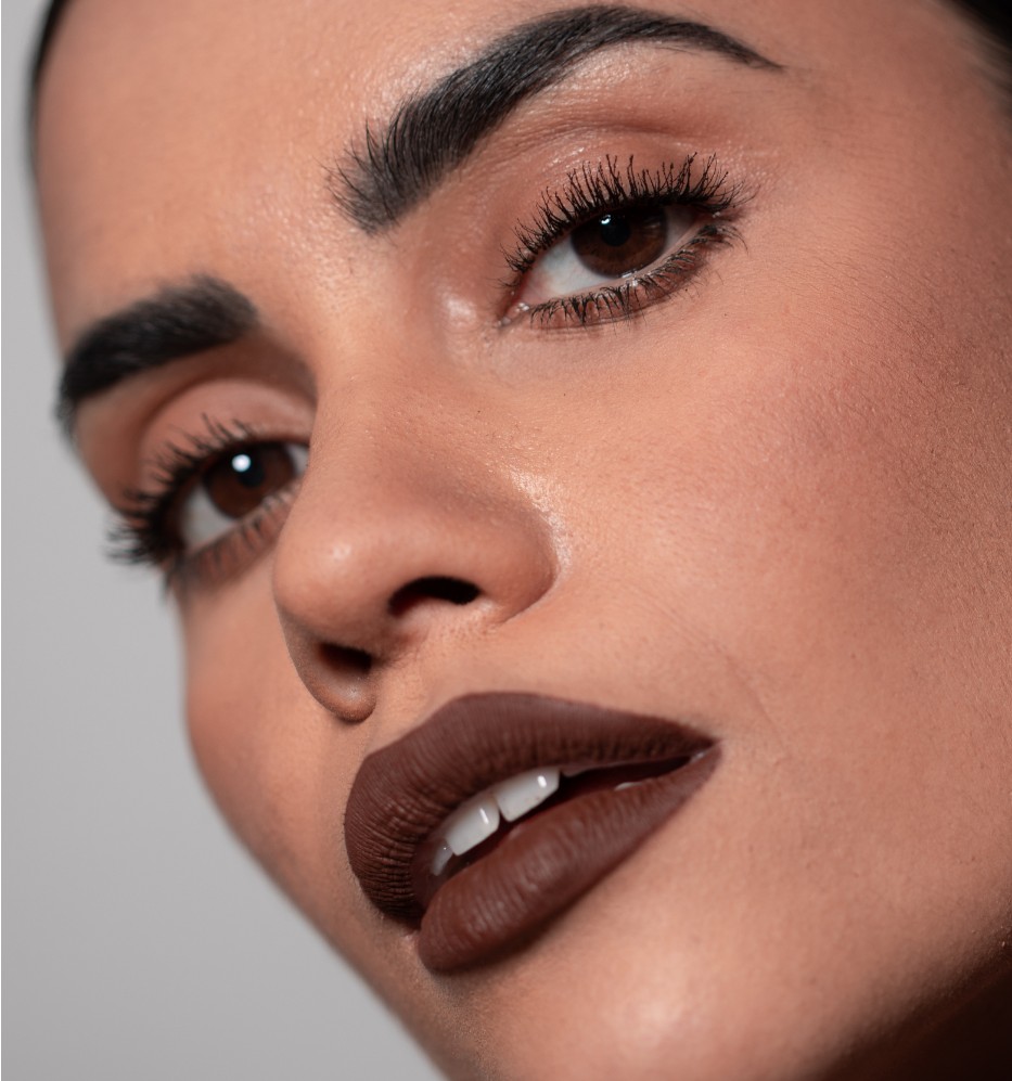 O batom marrom voltou com tudo: saiba como usar - Beleza na Web