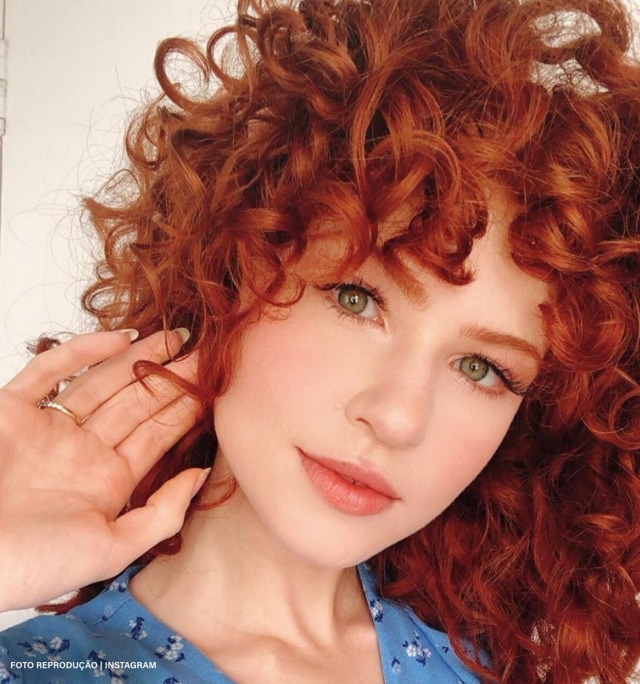 Cabelo ruivo cacheado: como encontrar seu tom e cuidar - Beleza na Web